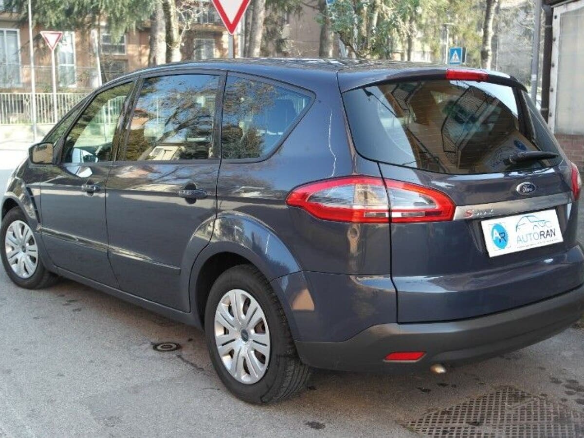 FORD S-Max Usata prezzo e caratteristiche tecniche - Auto Usate