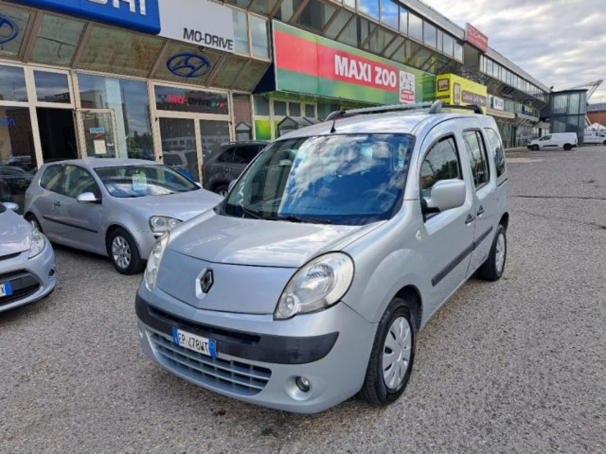 RENAULT Kangoo 3ª serie Usata prezzo e caratteristiche tecniche - Auto ...