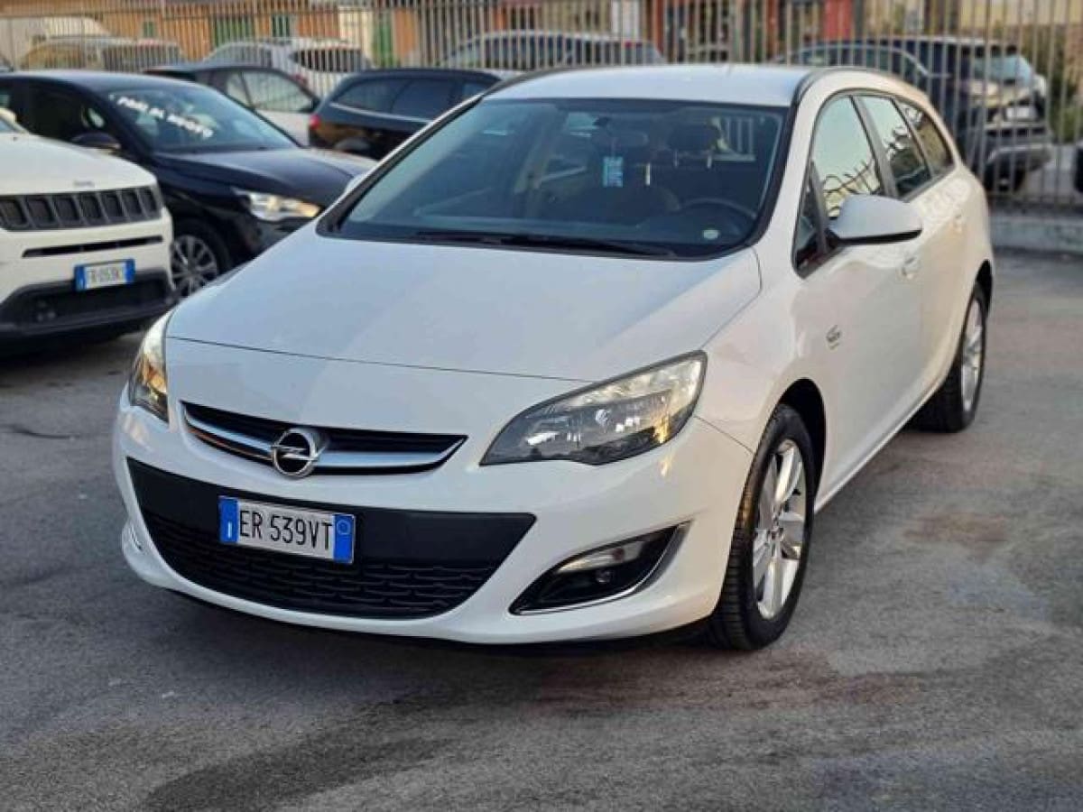 OPEL Astra 4ª serie Usata prezzo e caratteristiche tecniche - Auto Usate