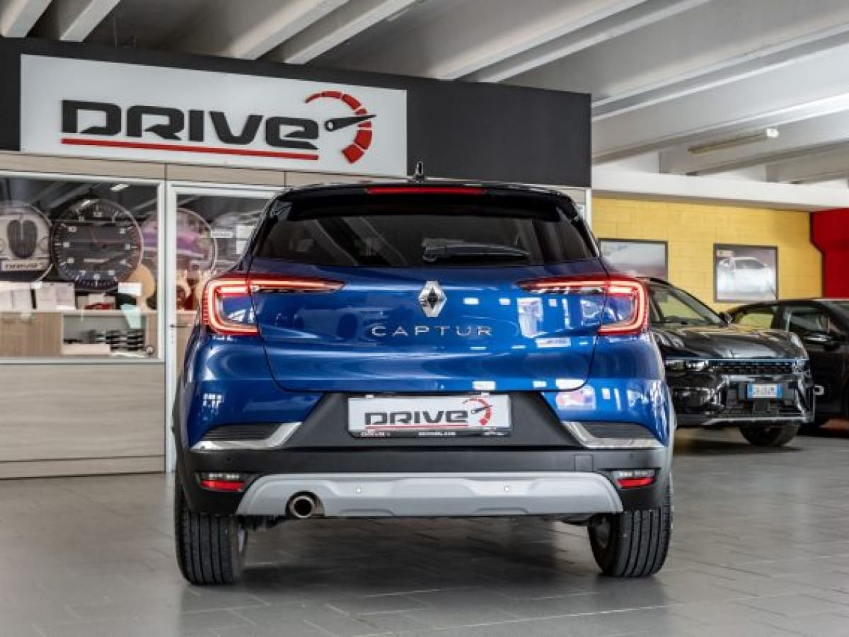 RENAULT Captur 2ª serie Usata prezzo e caratteristiche tecniche - Auto ...