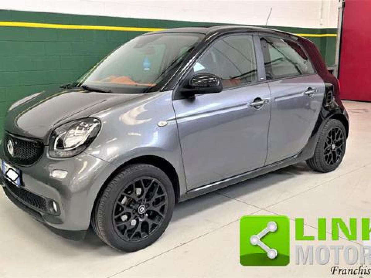 SMART forfour 2ªs. (W453) Usata prezzo e caratteristiche tecniche ...