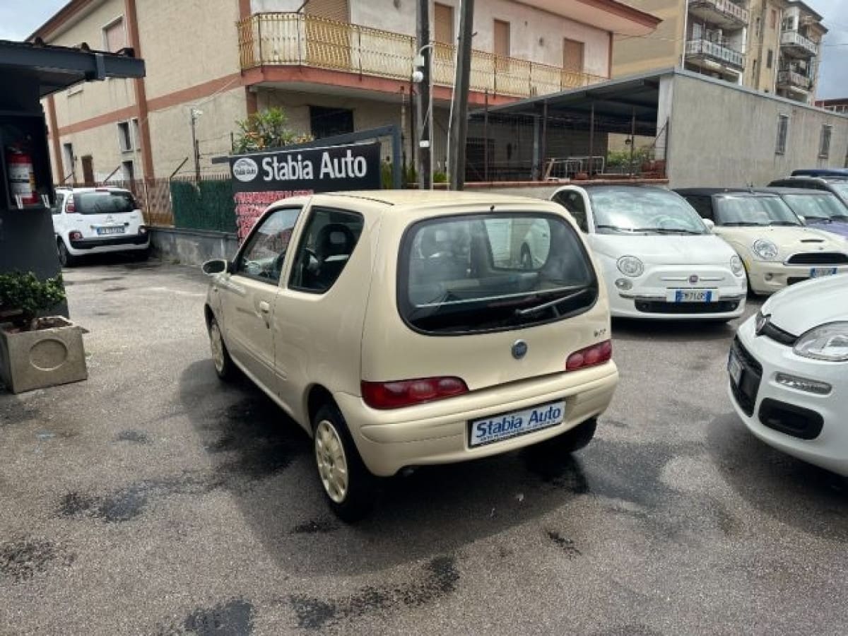 FIAT 600 Usata prezzo e caratteristiche tecniche - Auto Usate