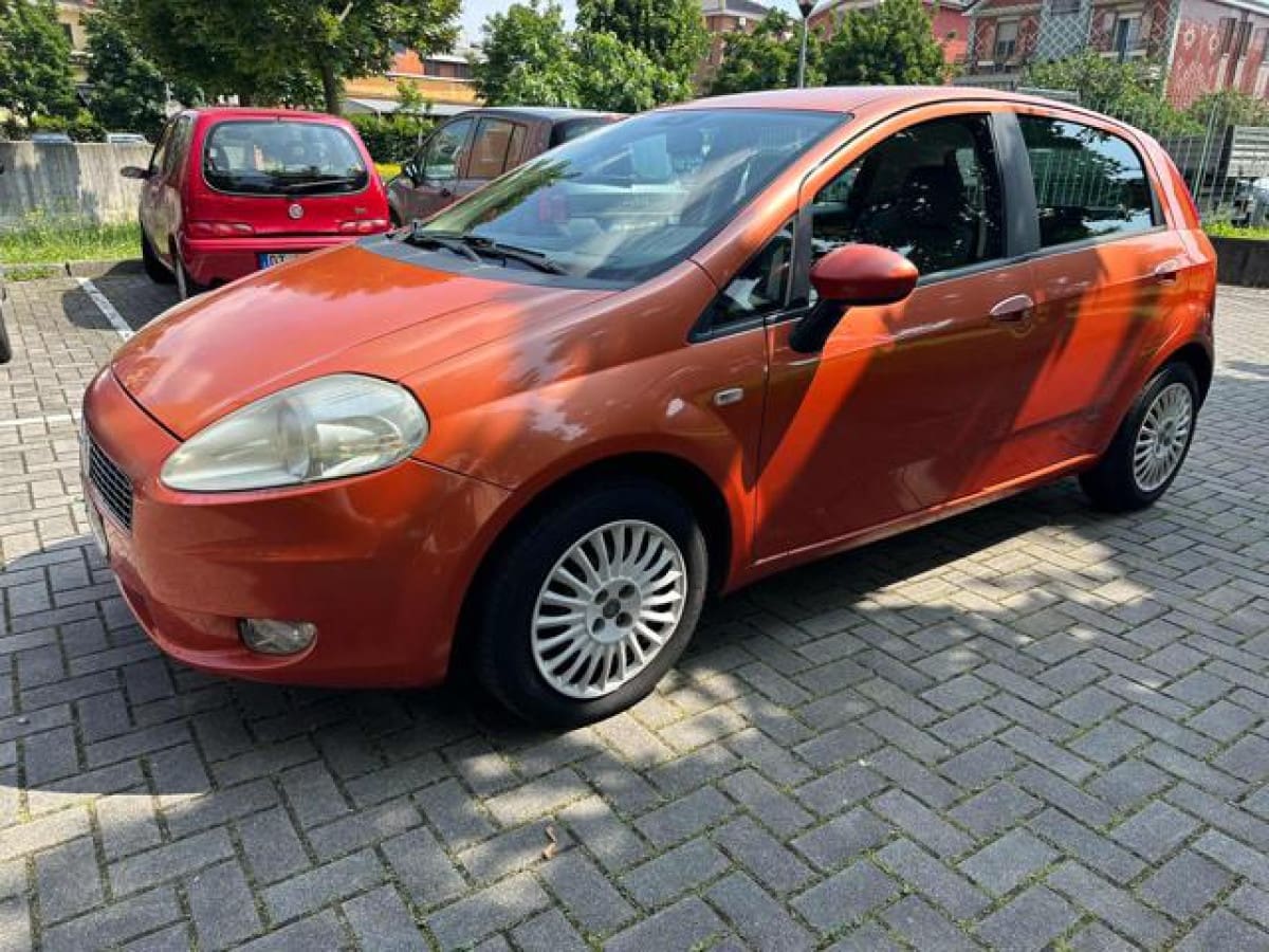 FIAT Grande Punto Usata prezzo e caratteristiche tecniche - Auto Usate