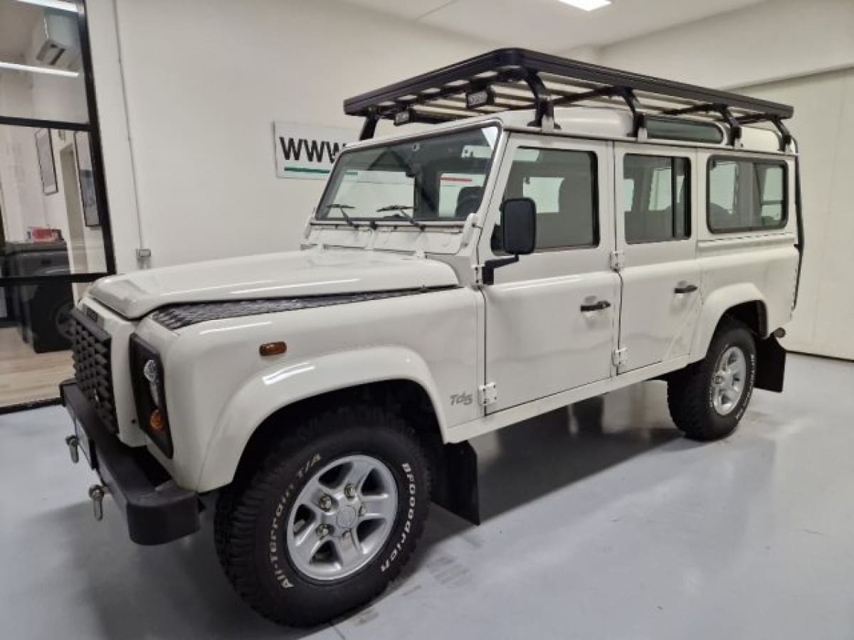LAND ROVER Defender Usata prezzo e caratteristiche tecniche - Auto Usate