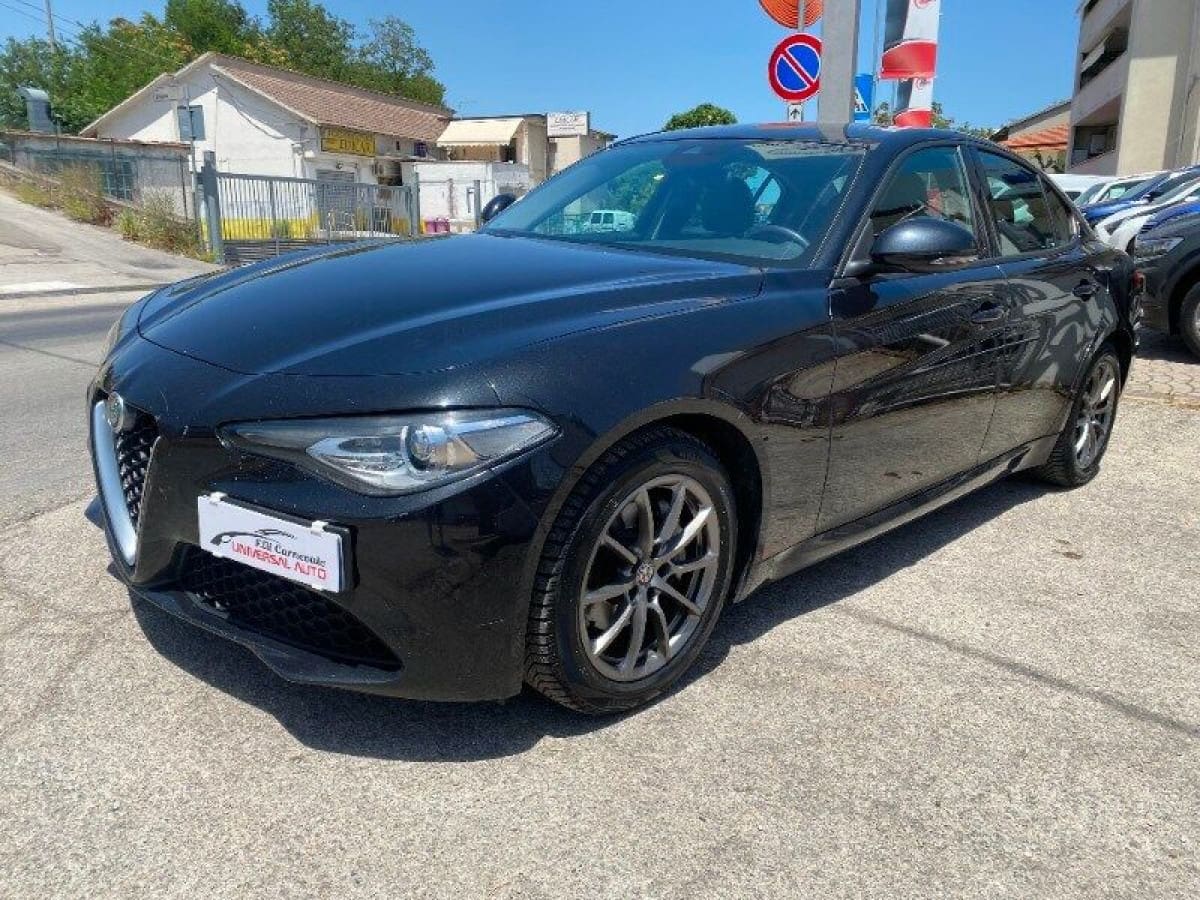 ALFA ROMEO Giulia (2016) Usata prezzo e caratteristiche tecniche - Auto ...