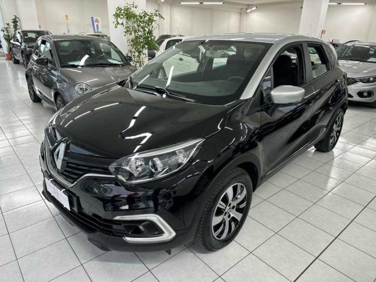 RENAULT Captur 1ª serie Usata prezzo e caratteristiche tecniche - Auto ...