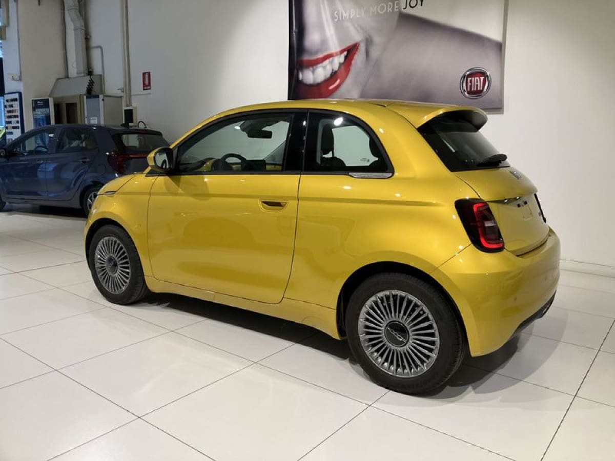 FIAT 500 HYBRID Usata prezzo e caratteristiche tecniche - Auto Usate