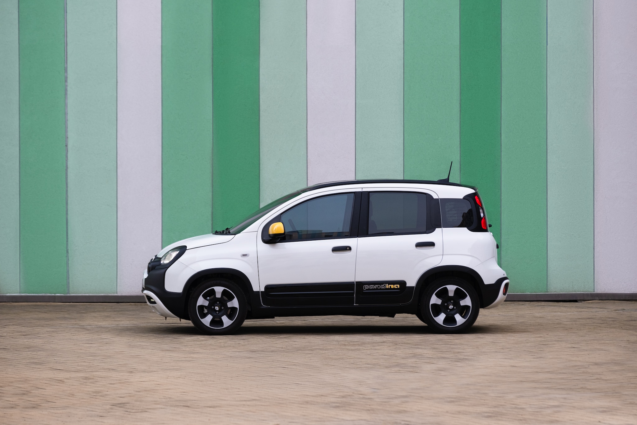 Nuova Fiat Panda: un'icona che si rinnova con stile e tecnologia