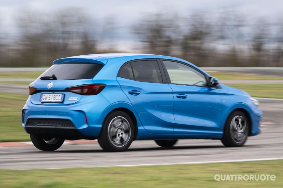 Berline e Suv compatte: chi consuma meno in città?