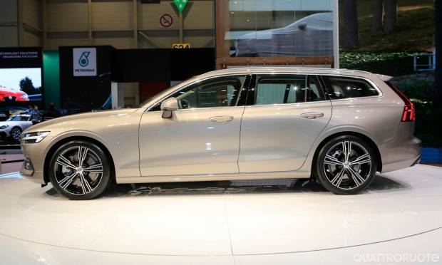 Listino VOLVO V60 - prezzi, caratteristiche tecniche e accessori ...
