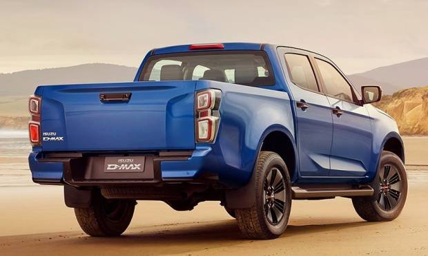 Isuzu D-Max N60: motore, caratteristiche, immagini e prezzo del pick-up | Quattroruote.it