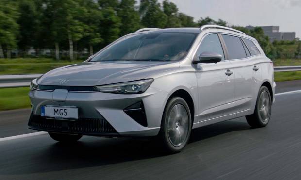 Auto MG: prezzo, interni e motori elettrica MG4 MG5 EHS Marvel R ZS EV | Quattroruote.it