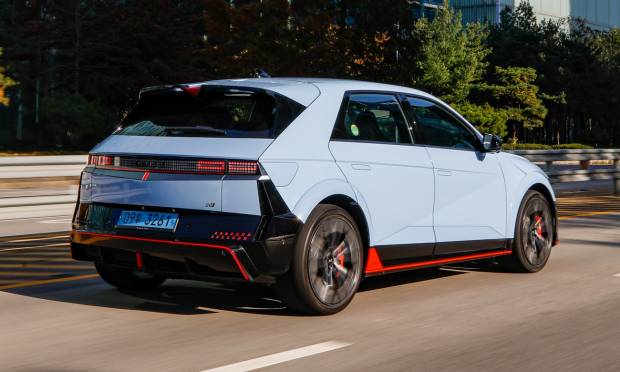 Hyundai Ioniq 5 N: prezzo, cavalli, interni, sound e prova | Quattroruote.it
