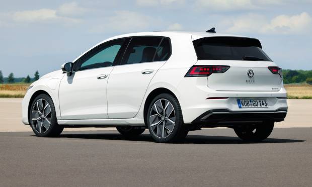 Nuova Volkswagen Golf: aperti i preordini, prezzi e dotazioni per l ...