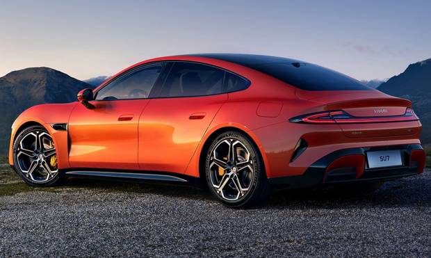 Xiaomi SU7, aperti gli ordini in Cina: prezzo, listino, motore, potenza ...