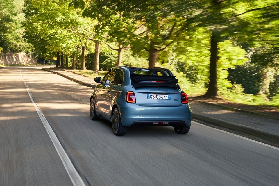 Fiat 500e: la rivoluzione elettrica di un’icona intramontabile