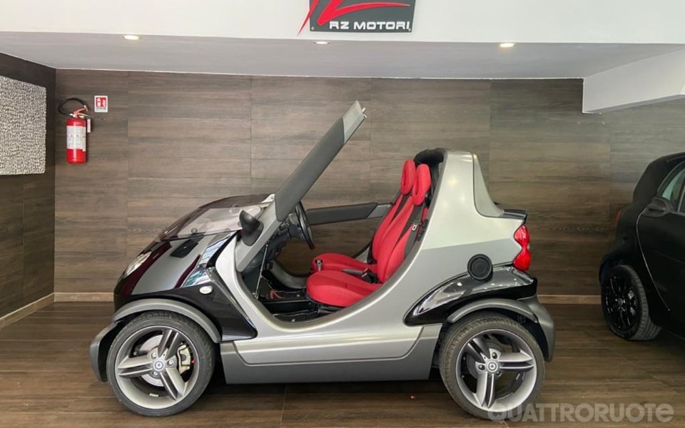 Smart Crossblade: l’esemplare numero 2 è in vendita a Roma. Ecco il ...