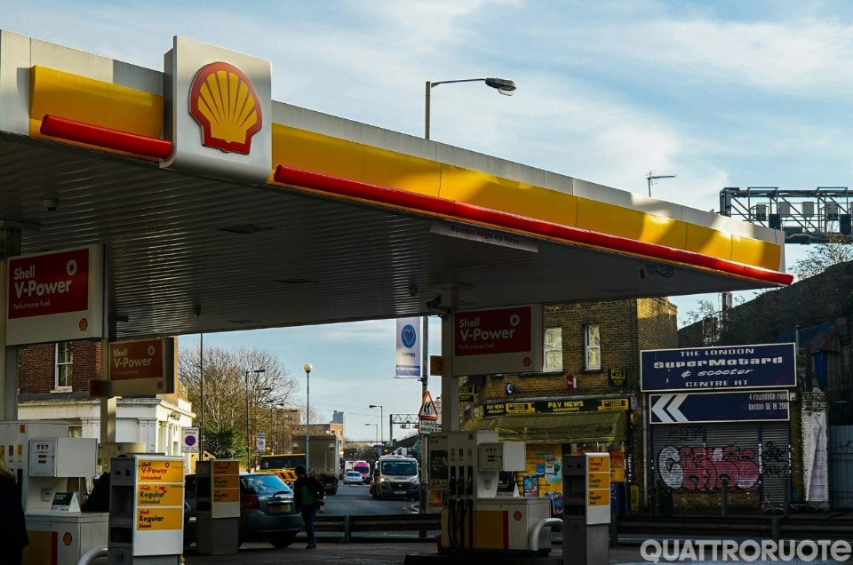 Shell, i piani per la cessione dei distributori | Quattroruote.it