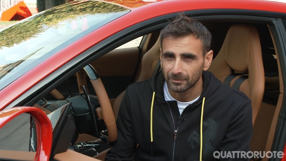 Ferrari 812 Competizione: la nostra intervista a Raffaele De Simone | Quattroruote.it