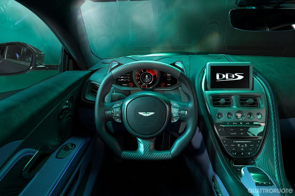 Aston Martin DBS 770 Ultimate: immagini, interni, motore, cavalli | Quattroruote.it