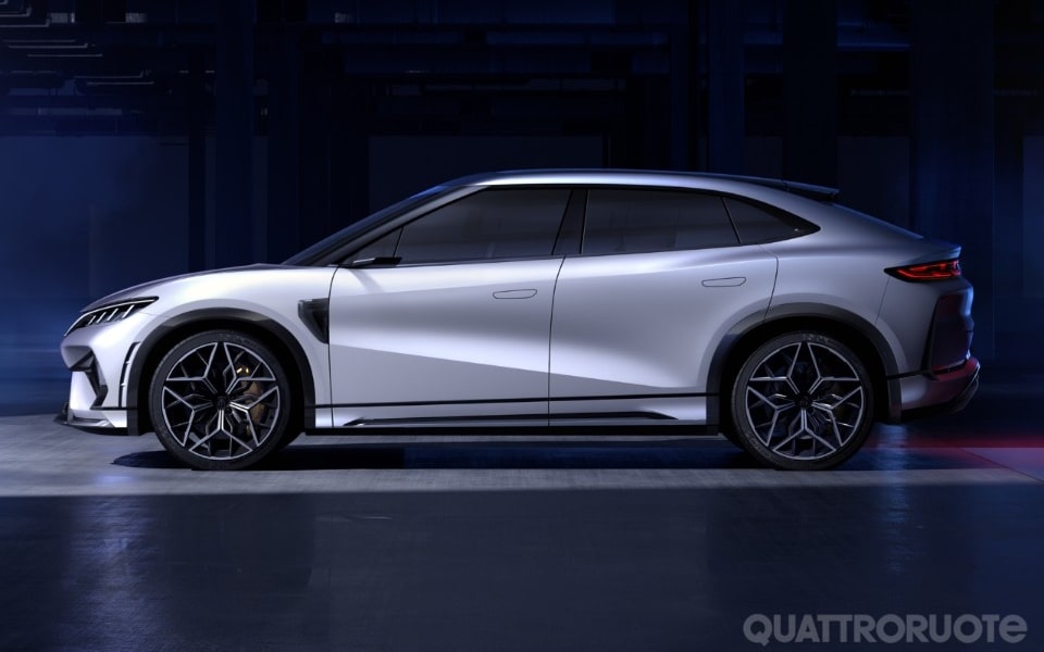 BYD Destroyer 07 ibrida plug-in: autonomia elettrica fino a 200 km ...