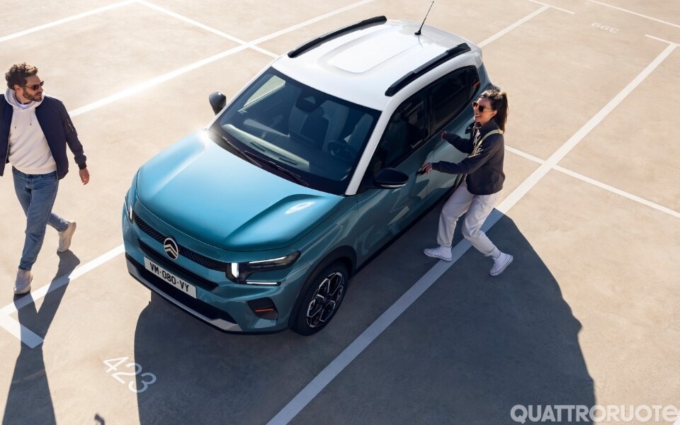 Citroën C3: la compatta a benzina. Dotazioni, prezzi, motori, uscita ...