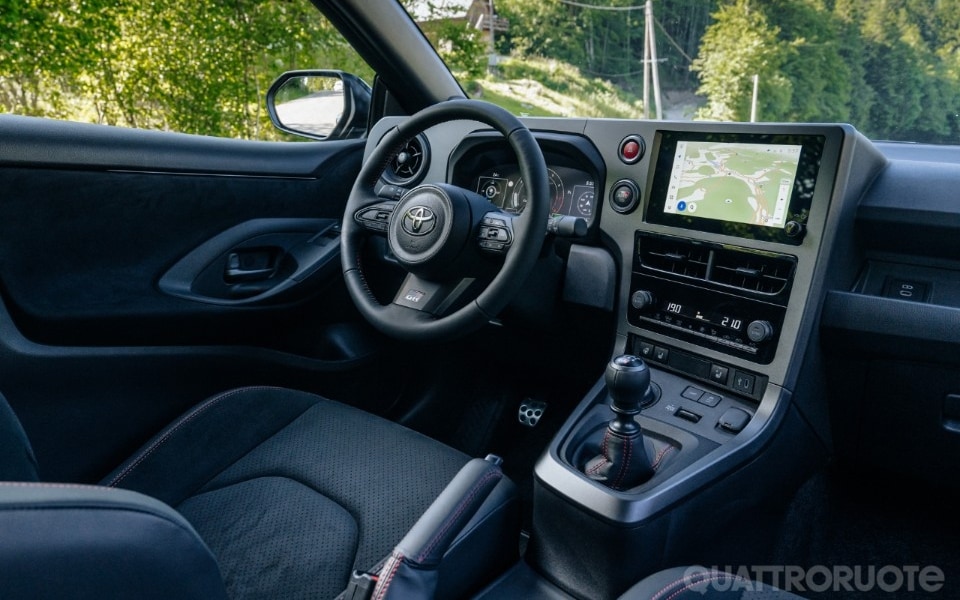 Toyota GR Yaris: motore, cavalli, cambio, prestazioni, edizioni speciali | Quattroruote.it