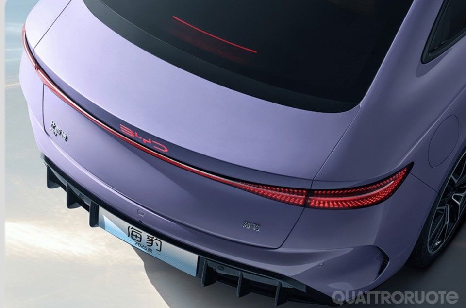 BYD Seal 2025: powertrain, autonomia, batteria, uscita, prezzo ...