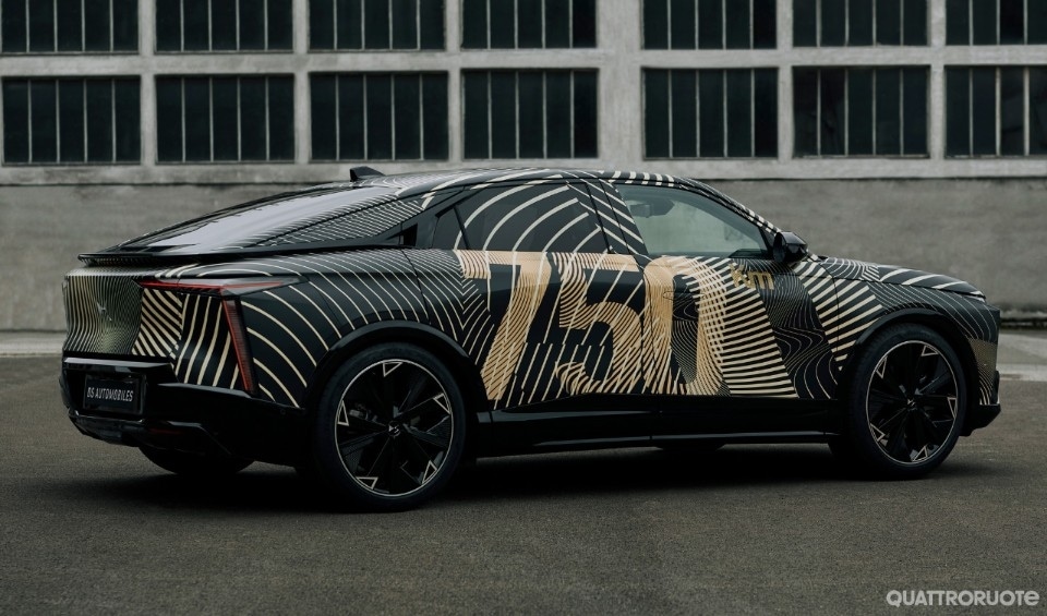 DS D85: immagini, dati ufficiali, dimensioni, autonomia, uscita ...