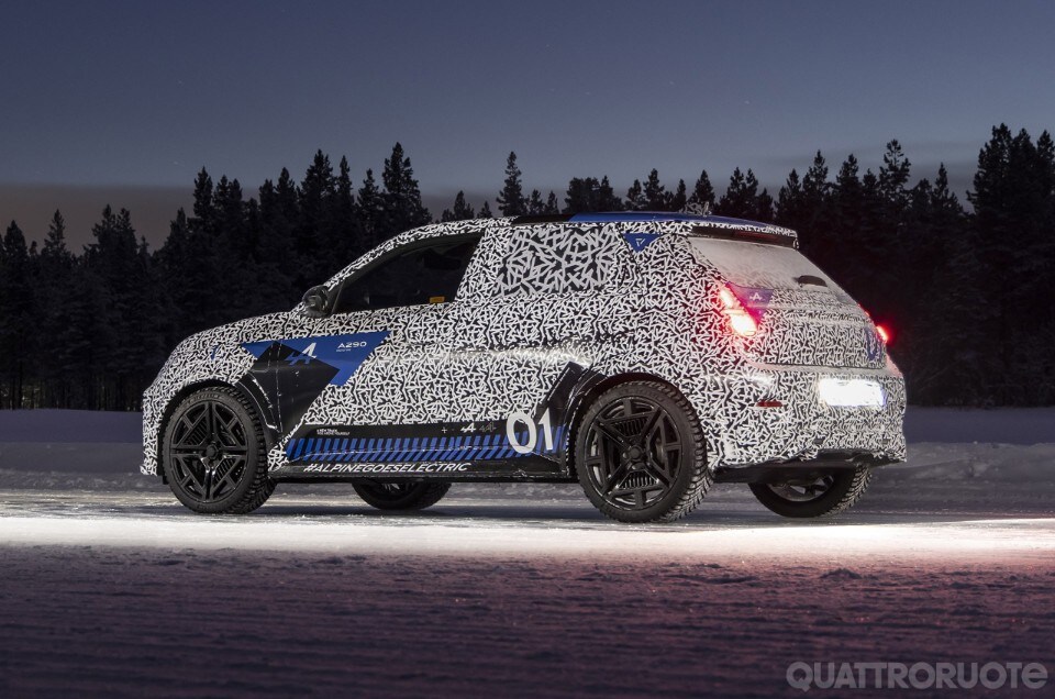 Alpine A290: prova, interni, uscita | Quattroruote.it