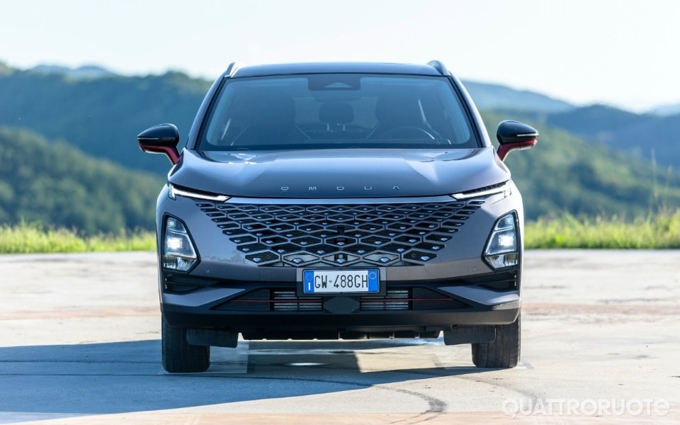 Omoda 5 1.6 TGDI: prova, test drive, prezzo, motori, consumi ...