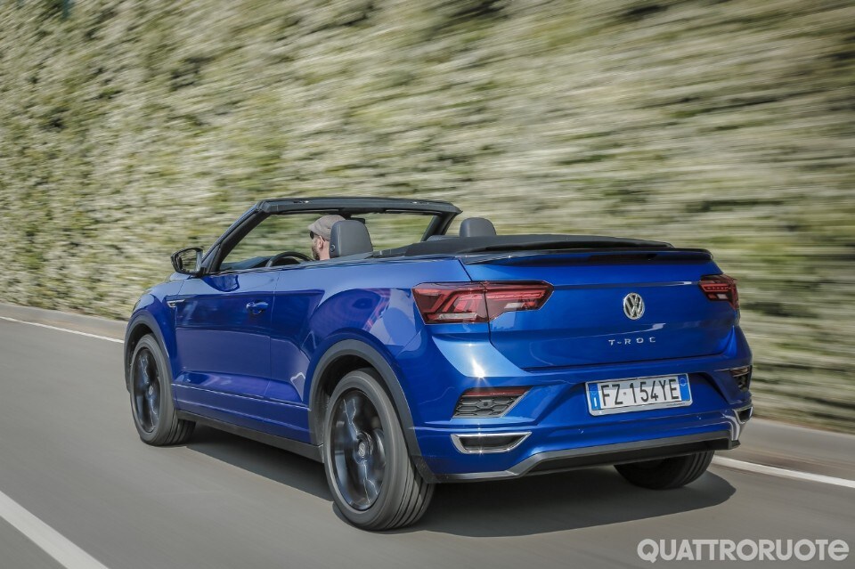 Volkswagen T-Roc: dimensioni, interni e prova della 1.5 TSI Cabriolet