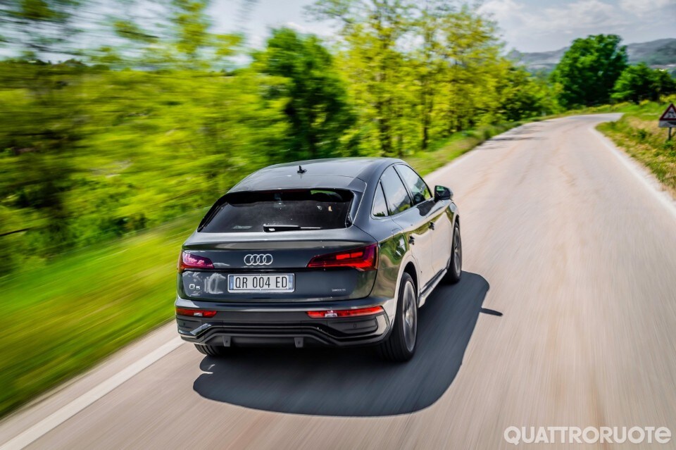 Audi Q5 Sportback: dimensioni, interni e prova della Suv | Quattroruote.it