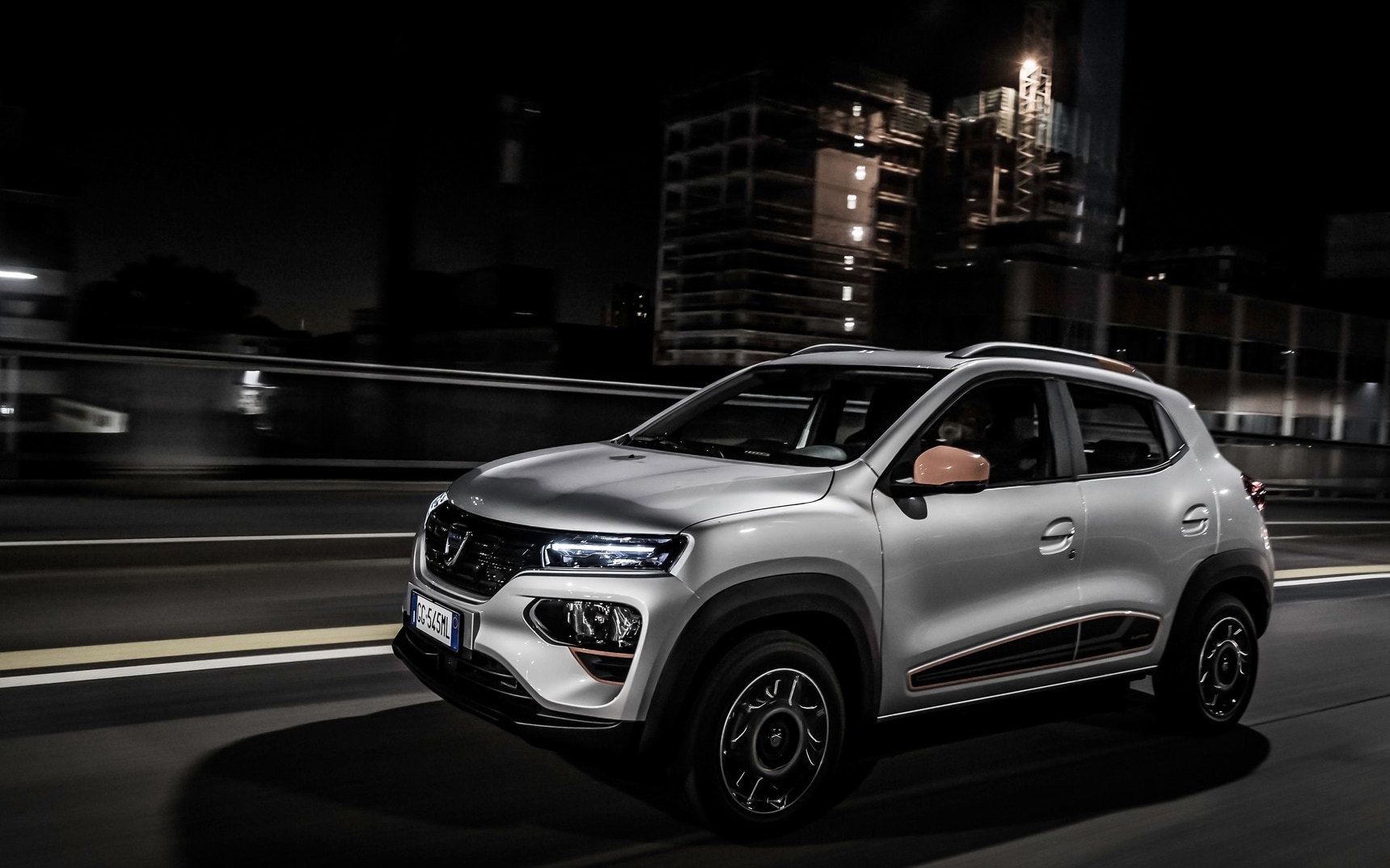 Dacia Spring: prezzo, consumi, autonomia, interni, dimensioni e prova ...