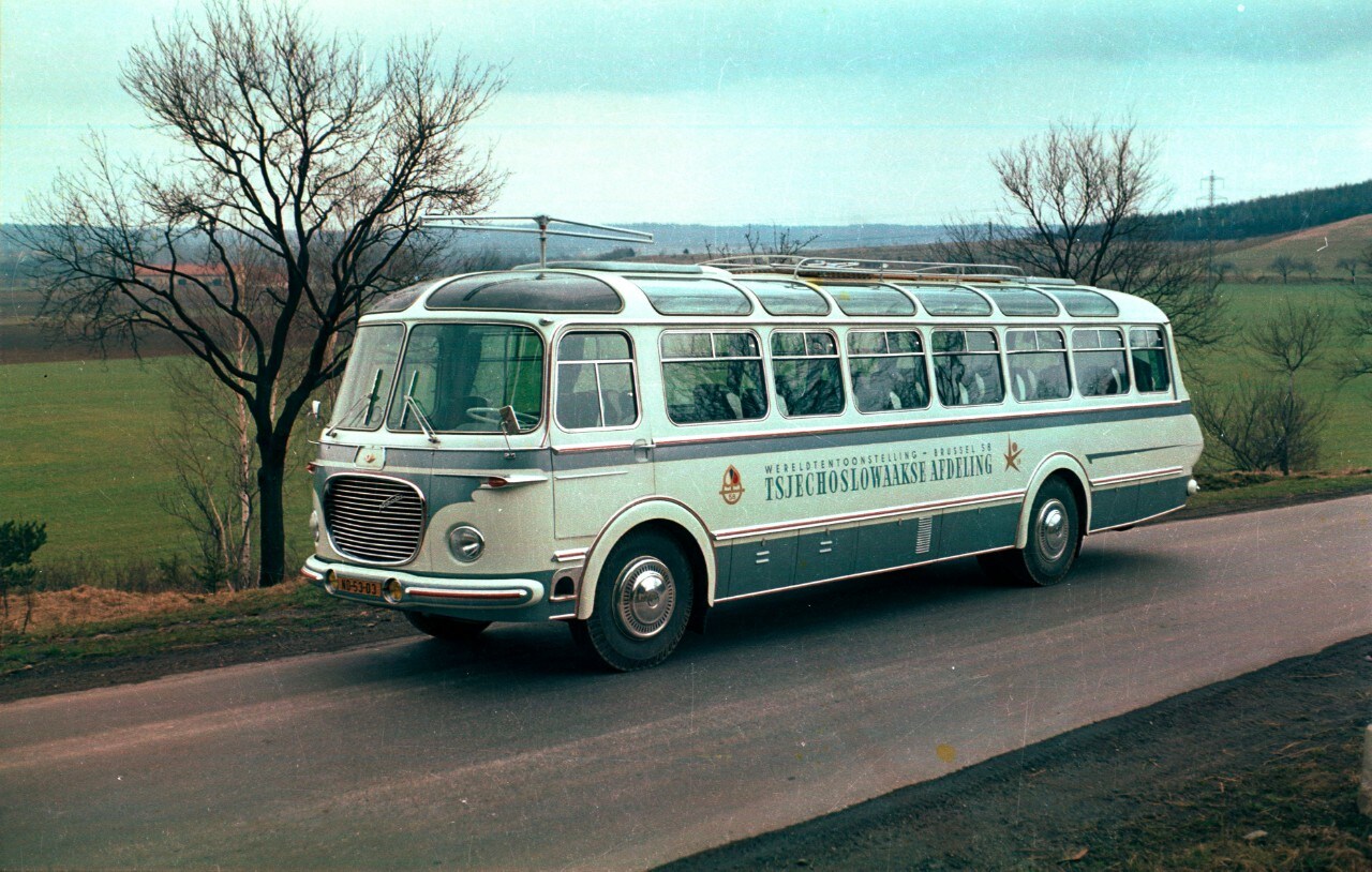 Compleanni importanti - Iveco Bus festeggia 135 anni di storia ...